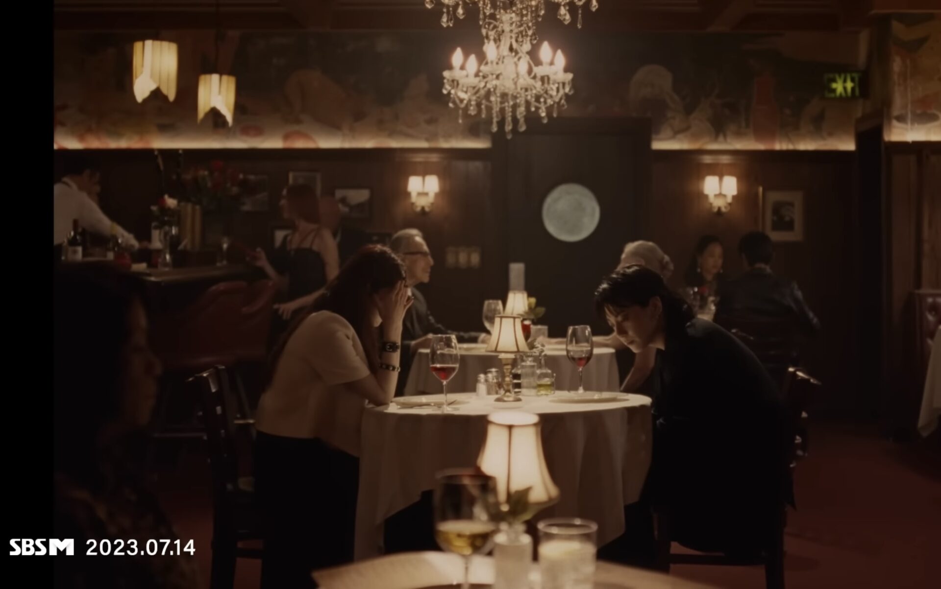 Jungkook (jk) - "Seven" 中英歌詞、MV解析！田柾國瘋狂告白韓韶禧「1週7天」 - RosyArts