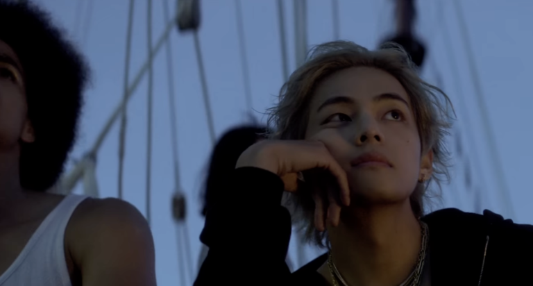 BTS V - Slow Dancing 中文歌詞、歌曲解析！金泰亨 Layover 主打歌 MV出爐！ - RosyArts