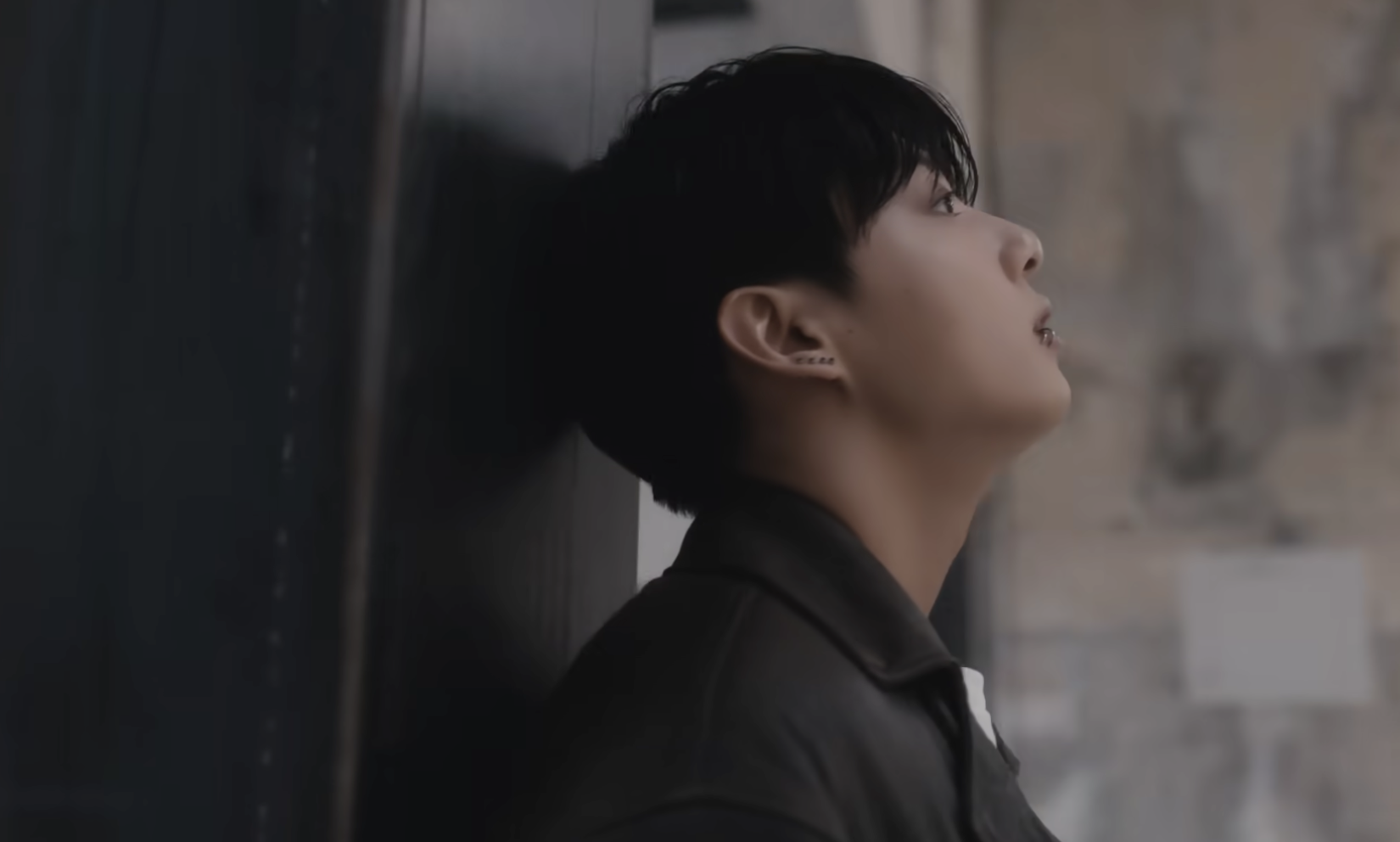 Jungkook (JK) - Too Sad to Dance 中英歌詞 | 田柾國輕快詮釋了「悲傷得不能跳舞！」 - RosyArts