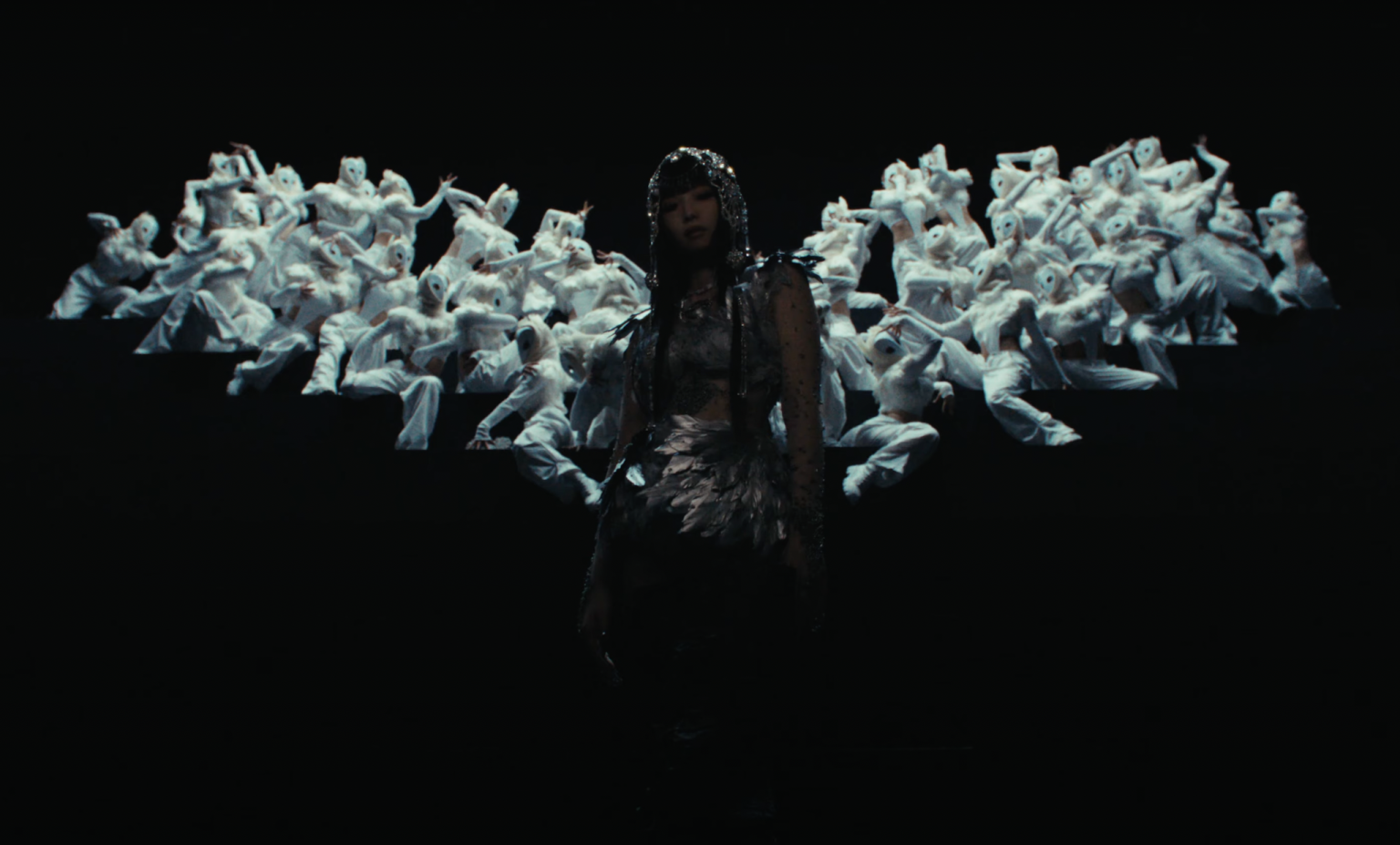 JENNIE - ZEN 中英歌詞 | 平靜之境 Blackpink Jennie SOLO 展現超強大氣場 - RosyArts